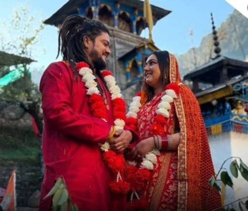 Singer Hansraj Raghuwanshi Remarries Wife Komal Saklani at Uttarakhand ...